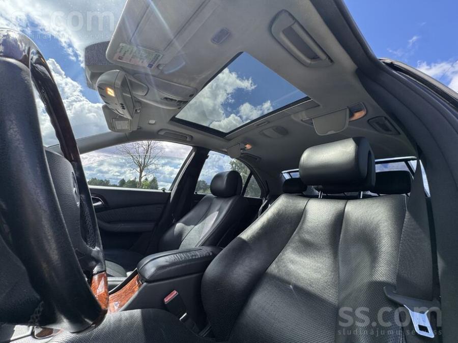 Melns Mercedes-Benz S 350 2004 Rīga, ar dzinēja tilpumu 3.70 L un nobraukumu 343 tūkst. km par 3500 €, foto 9 vietnē AUTOMOTO.COM.LV