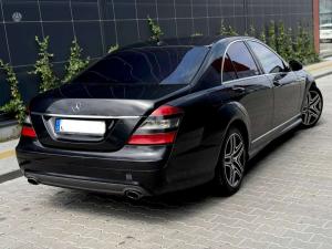 Melns Mercedes-Benz S 350 2005 Klaipėda, ar dzinēja tilpumu 3.50 L un nobraukumu 385 tūkst. km par 5850 €, foto 7 vietnē AUTOMOTO.COM.LV