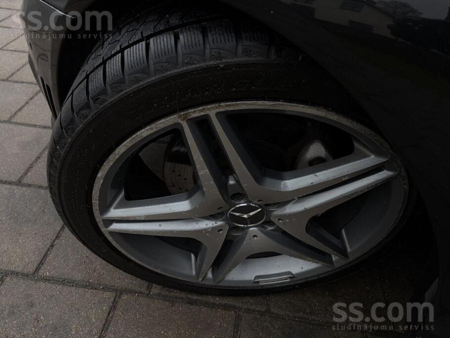 Melns Mercedes-Benz S 350 2005 Rīga, ar dzinēja tilpumu 3.50 L un nobraukumu 328 tūkst. km par 6490 €, foto 8 vietnē AUTOMOTO.COM.LV