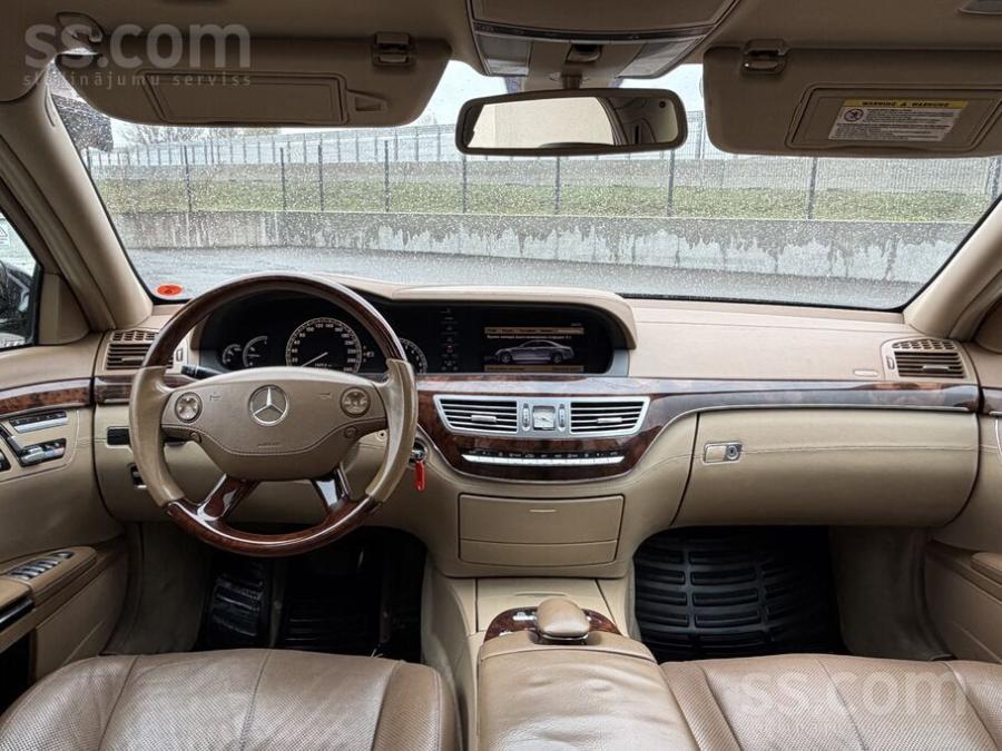 Melns Mercedes-Benz S 350 2005 Rīga, ar dzinēja tilpumu 3.50 L un nobraukumu 328 tūkst. km par 6490 €, foto 9 vietnē AUTOMOTO.COM.LV