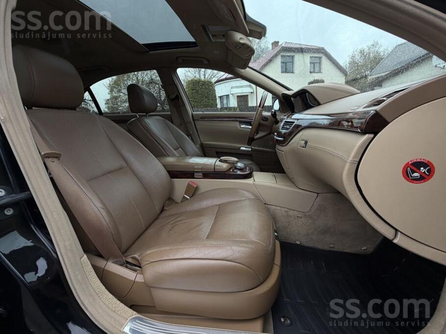 Melns Mercedes-Benz S 350 2005 Rīga, ar dzinēja tilpumu 3.50 L un nobraukumu 328 tūkst. km par 6490 €, foto 11 vietnē AUTOMOTO.COM.LV