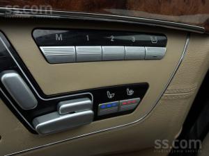 Melns Mercedes-Benz S 350 2005 Rīga, ar dzinēja tilpumu 3.50 L un nobraukumu 328 tūkst. km par 6490 €, foto 13 vietnē AUTOMOTO.COM.LV