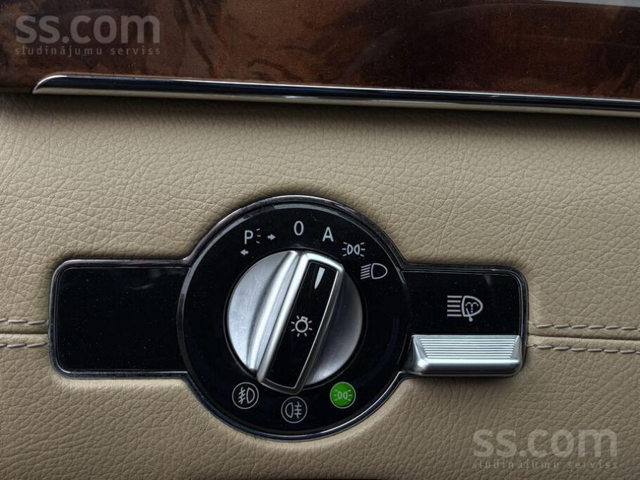 Melns Mercedes-Benz S 350 2005 Rīga, ar dzinēja tilpumu 3.50 L un nobraukumu 328 tūkst. km par 6490 €, foto 16 vietnē AUTOMOTO.COM.LV