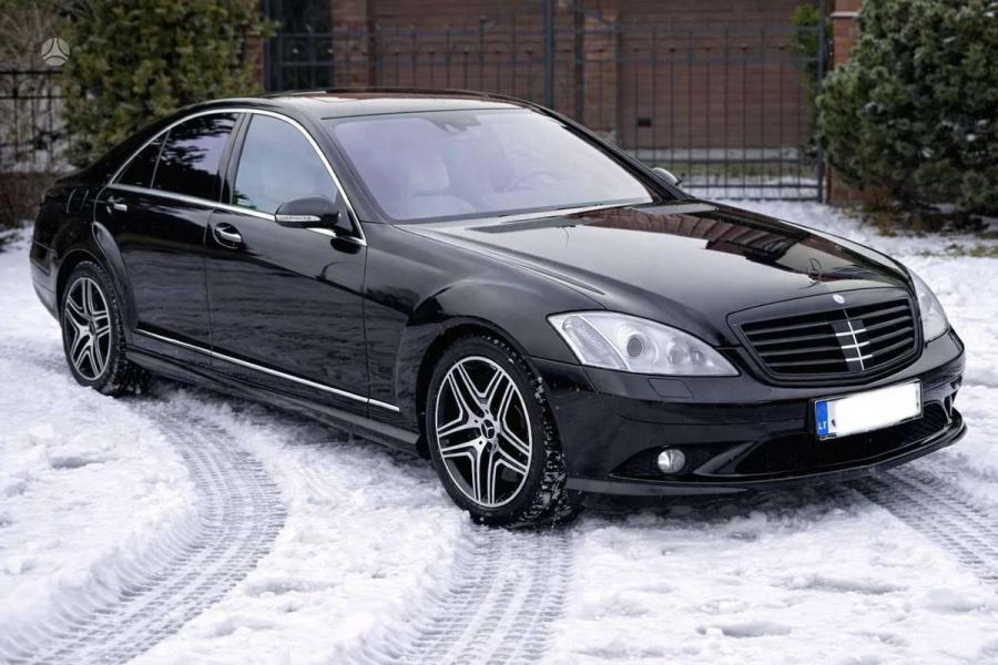 Black Mercedes-Benz S 350 2006 in Klaipeda, with an engine capacity of 3.50 L and mileage of 375 thousand km for 5500 €, photo 1 on AUTOMOTO.COM.LV