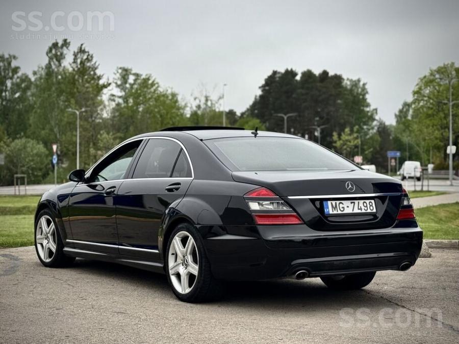 Черный Мерседес С 350 2006 в Рига, объемом двигателя 3.50 л и пробегом 270 тыс. км за 6000 €, фото 9 на AUTOMOTO.COM.LV