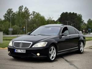 Черный Мерседес С 350 2006 в Рига, объемом двигателя 3.50 л и пробегом 270 тыс. км за 6000 €, фото 4 на AUTOMOTO.COM.LV