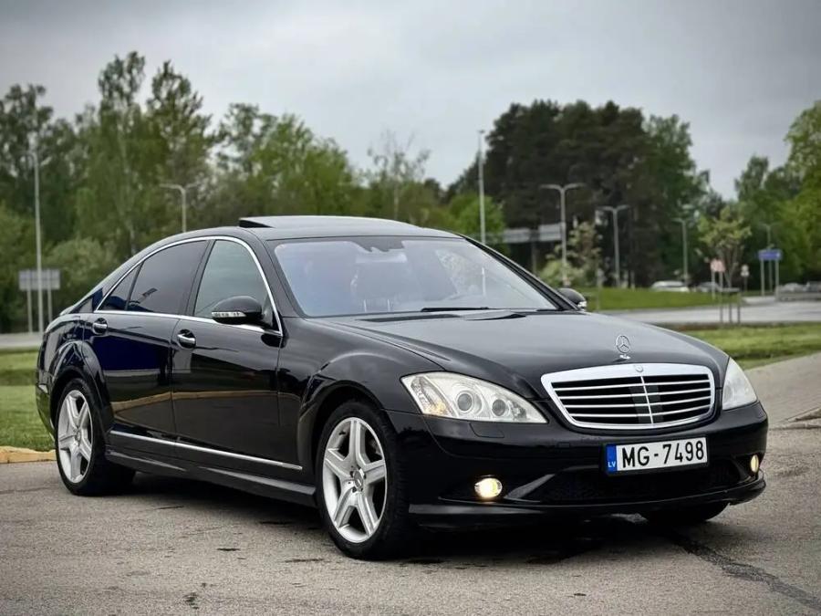 Черный Мерседес С 350 2006 в Рига, объемом двигателя 3.50 л и пробегом 270 тыс. км за 6000 €, фото 6 на AUTOMOTO.COM.LV