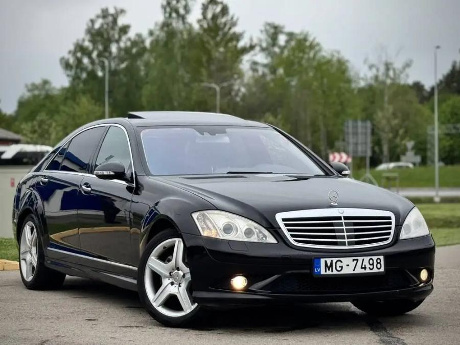 Черный Мерседес С 350 2006 в Рига, объемом двигателя 3.50 л и пробегом 270 тыс. км за 6000 €, фото 8 на AUTOMOTO.COM.LV