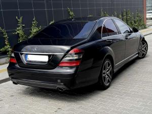 Черный Мерседес С 350 2006 в Клайпеда, объемом двигателя 3.50 л и пробегом 365 тыс. км за 4700 €, фото 5 на AUTOMOTO.COM.LV