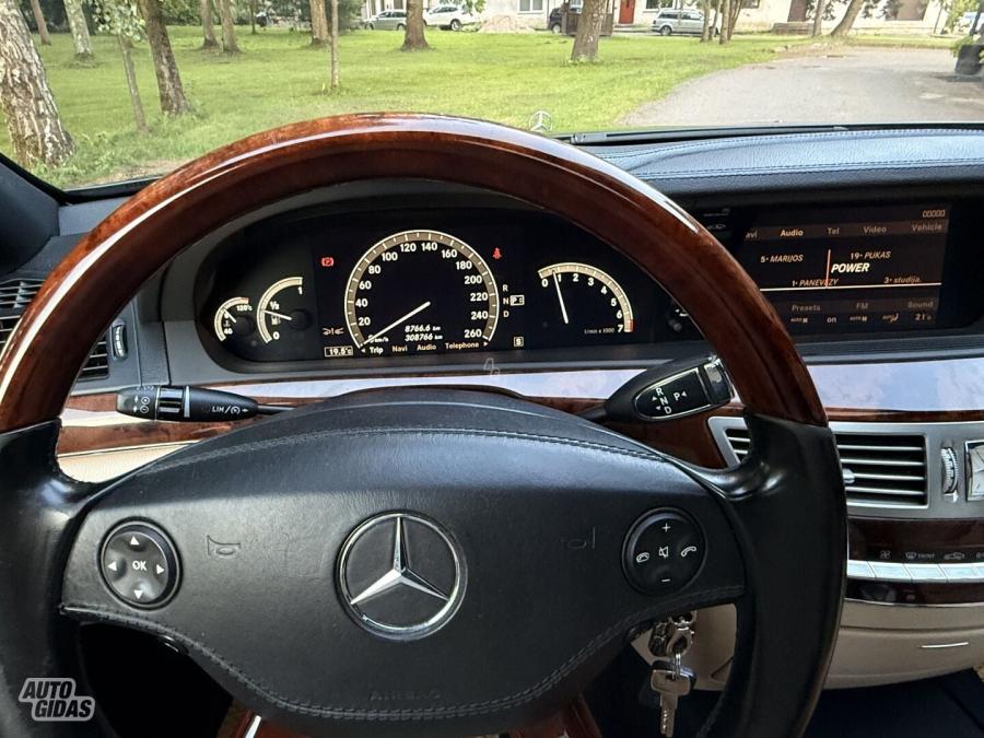 Черный Мерседес С 350 2006 в Паневежис, объемом двигателя 3.50 л и пробегом 309 тыс. км за 8000 €, фото 23 на AUTOMOTO.COM.LV