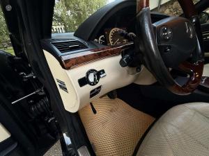 Черный Мерседес С 350 2006 в Паневежис, объемом двигателя 3.50 л и пробегом 309 тыс. км за 8000 €, фото 13 на AUTOMOTO.COM.LV