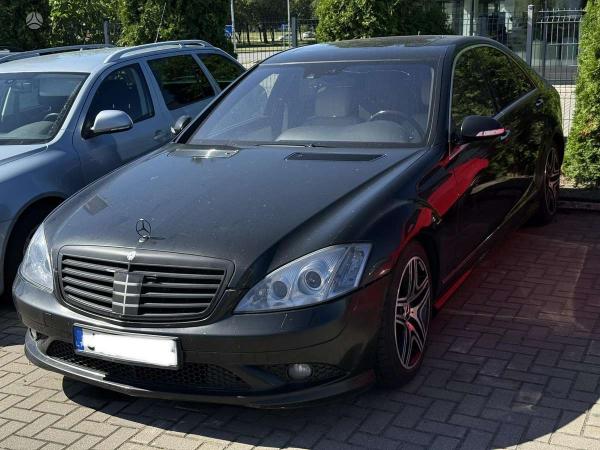 Melns Mercedes-Benz S 350 2006 Klaipėda, ar dzinēja tilpumu 3.50 L un nobraukumu 355 tūkst. km par 3500 €, foto 2 vietnē AUTOMOTO.COM.LV
