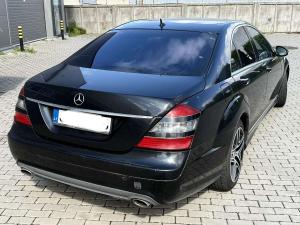 Черный Мерседес С 350 2006 в Клайпеда, объемом двигателя 3.50 л и пробегом 355 тыс. км за 3500 €, фото 6 на AUTOMOTO.COM.LV