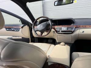 Черный Мерседес С 350 2006 в Клайпеда, объемом двигателя 3.50 л и пробегом 355 тыс. км за 3500 €, фото 12 на AUTOMOTO.COM.LV