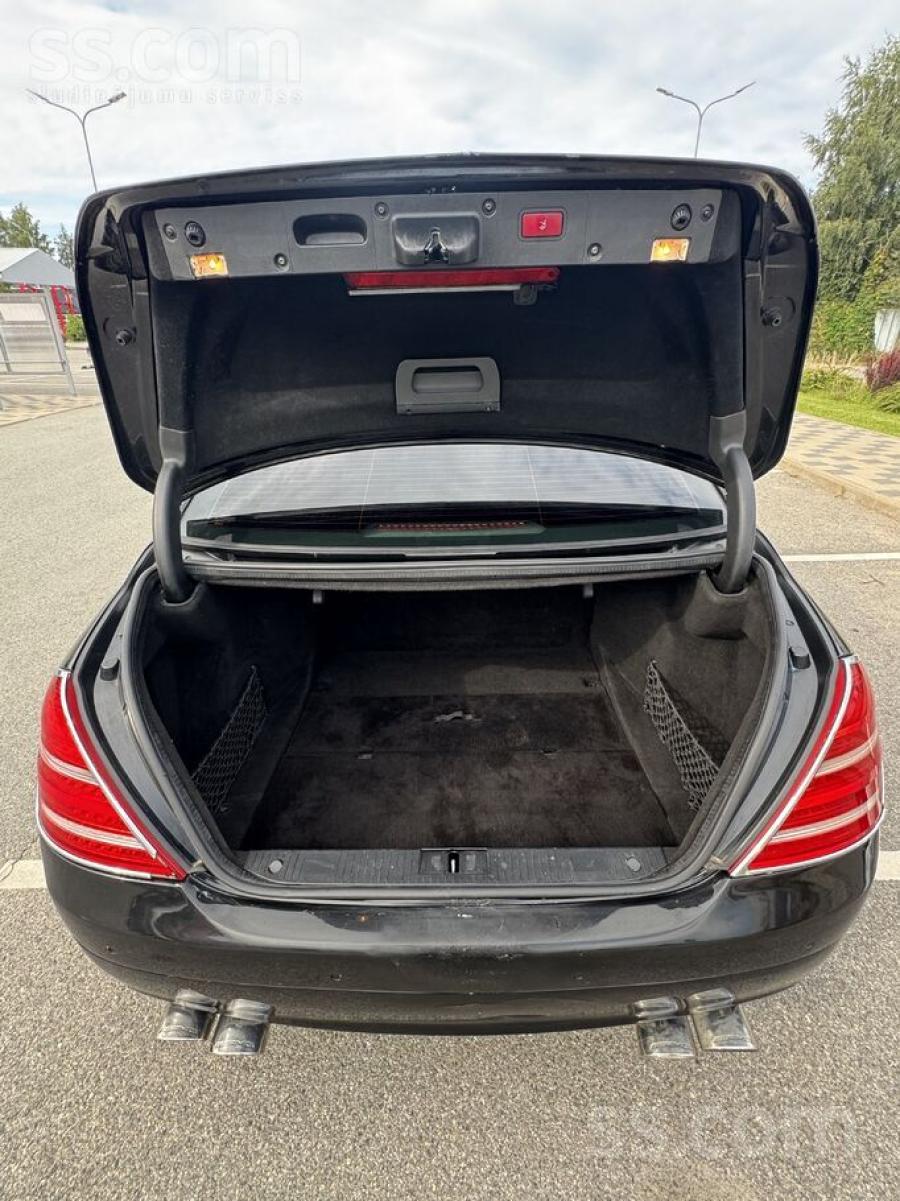 Black Mercedes-Benz S 350 2006 in Riga, with an engine capacity of 3.50 L and mileage of 325 thousand km for 5950 €, photo 13 on AUTOMOTO.COM.LV