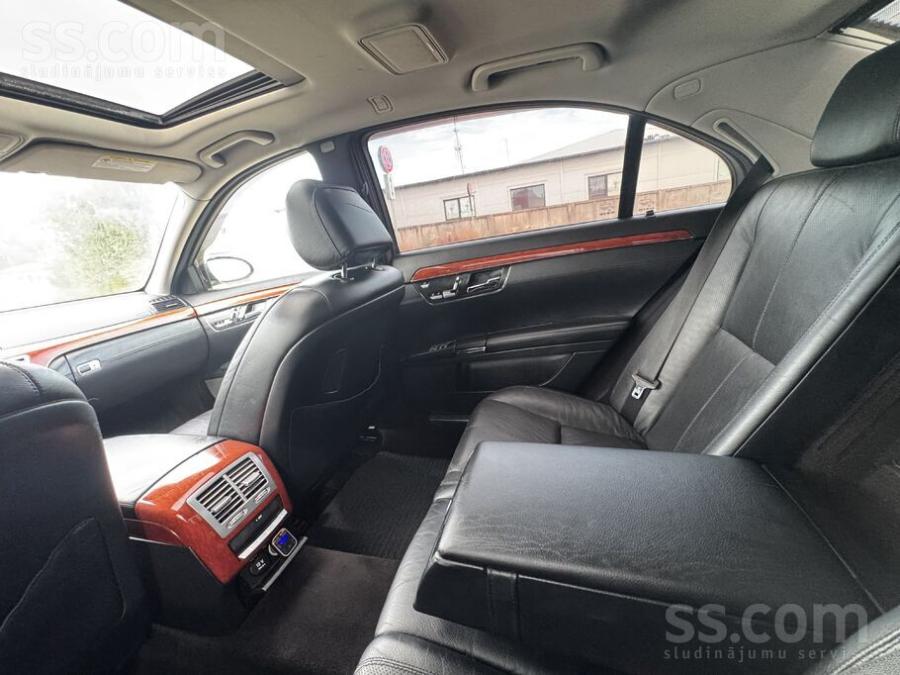 Melns Mercedes-Benz S 350 2006 Rīga, ar dzinēja tilpumu 3.50 L un nobraukumu 325 tūkst. km par 4999 €, foto 21 vietnē AUTOMOTO.COM.LV