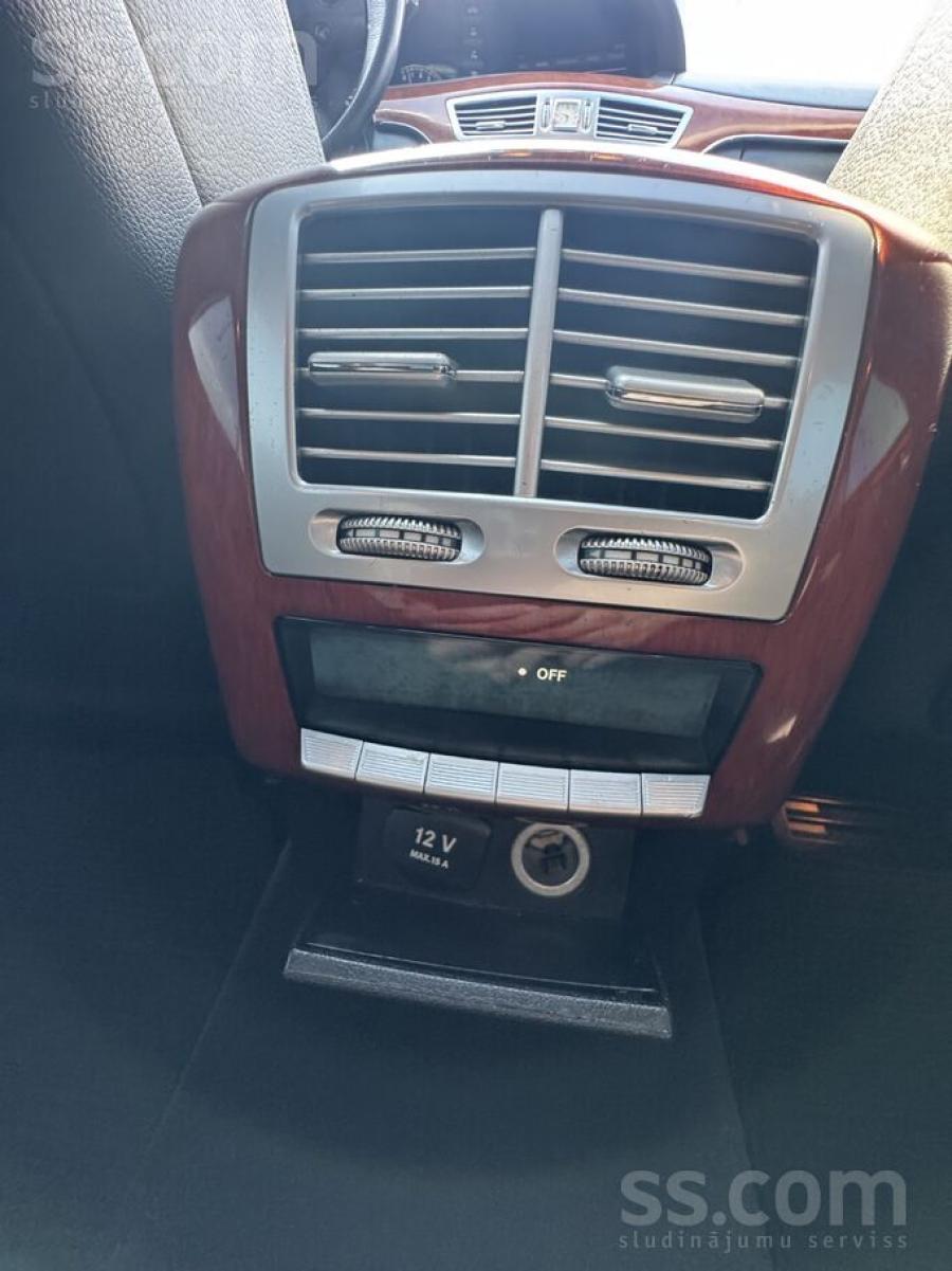 Melns Mercedes-Benz S 350 2006 Rīga, ar dzinēja tilpumu 3.50 L un nobraukumu 325 tūkst. km par 4999 €, foto 29 vietnē AUTOMOTO.COM.LV