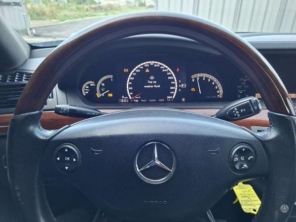 Melns Mercedes-Benz S 350 2006 Ukmergė, ar dzinēja tilpumu 3.50 L un nobraukumu 299 tūkst. km par 3250 €, foto 8 vietnē AUTOMOTO.COM.LV