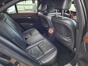 Черный Мерседес С 350 2006 в Укмерге, объемом двигателя 3.50 л и пробегом 299 тыс. км за 3250 €, фото 15 на AUTOMOTO.COM.LV