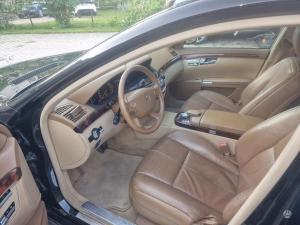 Черный Мерседес С 350 2006 в Кретинга, объемом двигателя 3.50 л и пробегом 331 тыс. км за 4700 €, фото 12 на AUTOMOTO.COM.LV