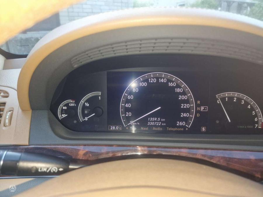 Черный Мерседес С 350 2006 в Кретинга, объемом двигателя 3.50 л и пробегом 331 тыс. км за 4700 €, фото 13 на AUTOMOTO.COM.LV
