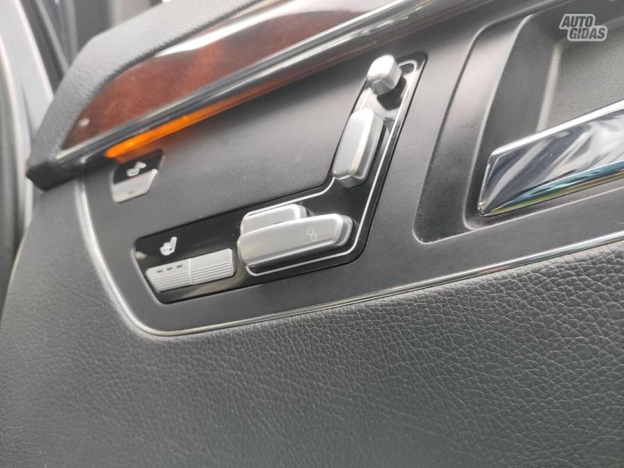 Melns Mercedes-Benz S 350 2006 Viļņa, ar dzinēja tilpumu 3.50 L un nobraukumu 247 tūkst. km par 3000 €, foto 4 vietnē AUTOMOTO.COM.LV
