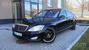 Черный Мерседес С 350 2007 в Рига, объемом двигателя 3.50 л и пробегом 0 тыс. км за 4555 €, фото  на AUTOMOTO.COM.LV
