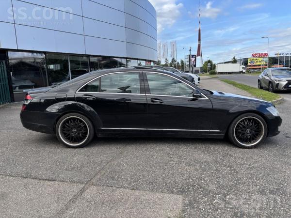 Melns Mercedes-Benz S 350 2007 Rīga, ar dzinēja tilpumu 3.50 L un nobraukumu 0 tūkst. km par 3990 €, foto 5 vietnē AUTOMOTO.COM.LV