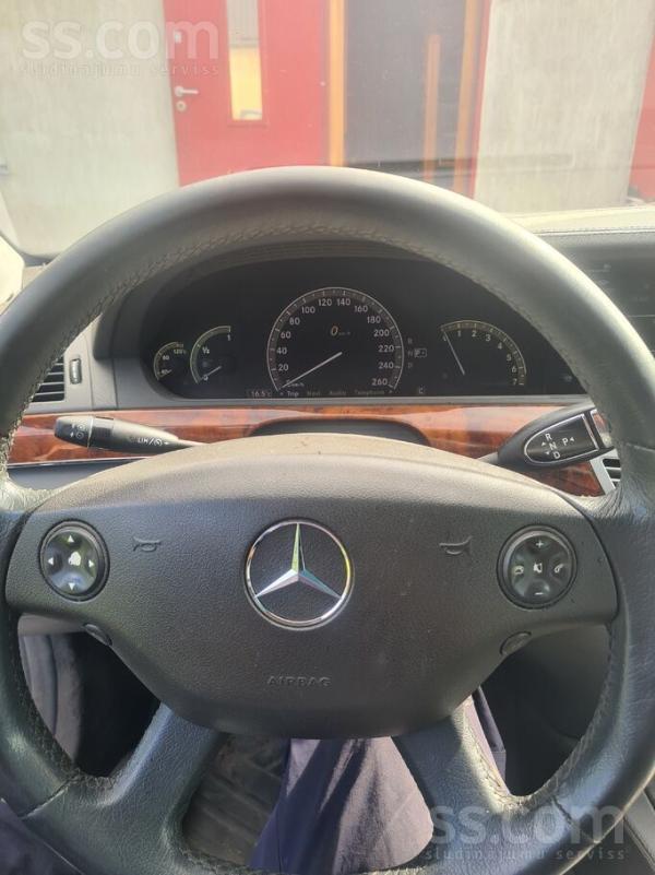 Melns Mercedes-Benz S 350 2007 Jēkabpils, ar dzinēja tilpumu 3.50 L un nobraukumu 381 tūkst. km par 3990 €, foto 6 vietnē AUTOMOTO.COM.LV