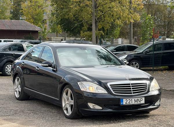 Melns Mercedes-Benz S 350 2007 Narva, ar dzinēja tilpumu 3.50 L un nobraukumu 290 tūkst. km par 3990 €, foto 5 vietnē AUTOMOTO.COM.LV