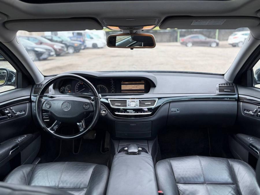Melns Mercedes-Benz S 350 2007 Narva, ar dzinēja tilpumu 3.50 L un nobraukumu 290 tūkst. km par 3990 €, foto 8 vietnē AUTOMOTO.COM.LV