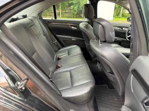 Melns Mercedes-Benz S 350 2007 Narva, ar dzinēja tilpumu 3.50 L un nobraukumu 290 tūkst. km par 3990 €, foto 9 vietnē AUTOMOTO.COM.LV