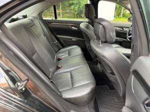 Melns Mercedes-Benz S 350 2007 Narva, ar dzinēja tilpumu 3.50 L un nobraukumu 290 tūkst. km par 3990 €, foto 18 vietnē AUTOMOTO.COM.LV