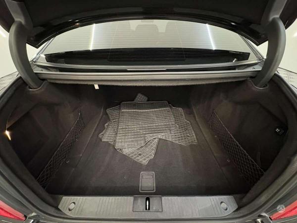 Melns Mercedes-Benz S 350 2009 Marijampole, ar dzinēja tilpumu 2.99 L un nobraukumu 313 tūkst. km par 10650 €, foto 8 vietnē AUTOMOTO.COM.LV