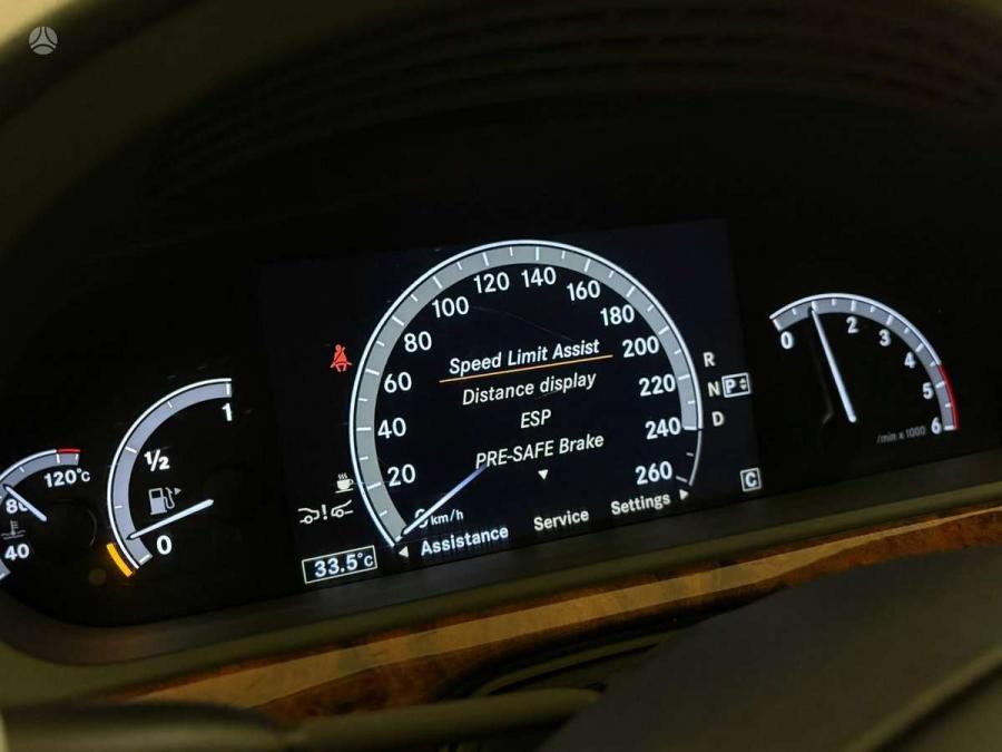 Melns Mercedes-Benz S 350 2009 Marijampole, ar dzinēja tilpumu 2.99 L un nobraukumu 313 tūkst. km par 10650 €, foto 18 vietnē AUTOMOTO.COM.LV