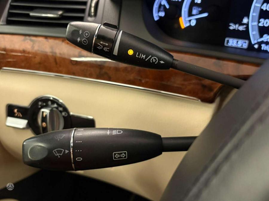 Melns Mercedes-Benz S 350 2009 Marijampole, ar dzinēja tilpumu 2.99 L un nobraukumu 313 tūkst. km par 10650 €, foto 24 vietnē AUTOMOTO.COM.LV