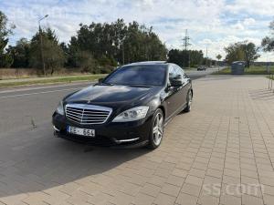 Melns Mercedes-Benz S 350 2009 Rīga, ar dzinēja tilpumu 3.00 L un nobraukumu 291 tūkst. km par 17000 €, foto  vietnē AUTOMOTO.COM.LV
