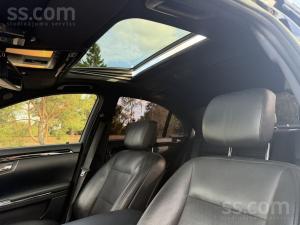 Черный Мерседес С 350 2009 в Рига, объемом двигателя 3.00 л и пробегом 291 тыс. км за 17000 €, фото 11 на AUTOMOTO.COM.LV