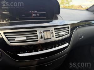 Черный Мерседес С 350 2009 в Рига, объемом двигателя 3.00 л и пробегом 291 тыс. км за 17000 €, фото 12 на AUTOMOTO.COM.LV