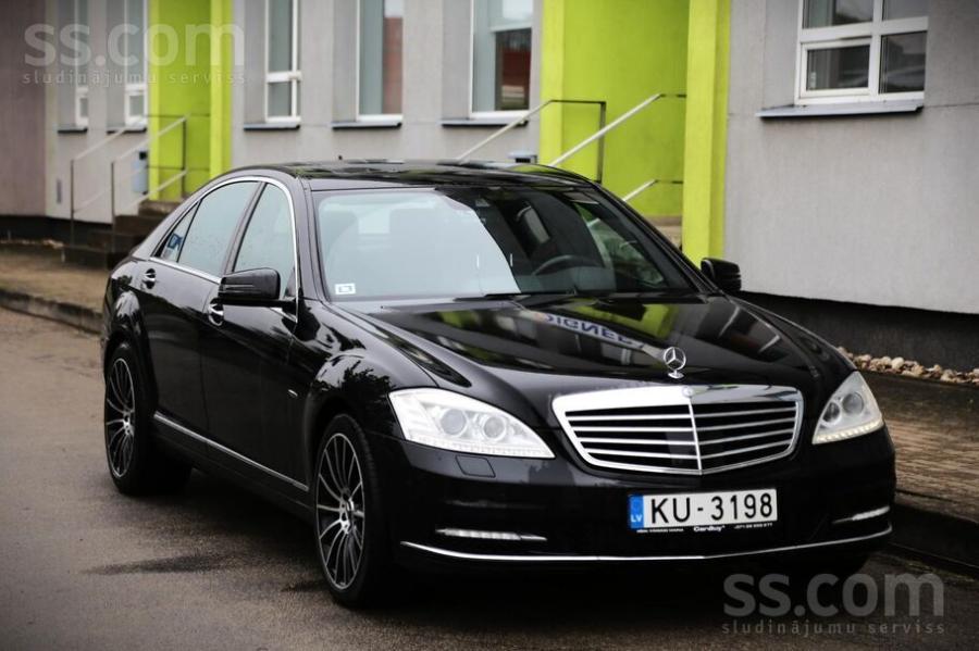 Melns Mercedes-Benz S 350 2010 Rīga, ar dzinēja tilpumu 3.00 L un nobraukumu 0 tūkst. km par 9000 €, foto 4 vietnē AUTOMOTO.COM.LV