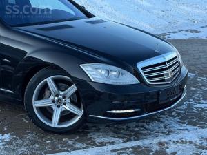 Melns Mercedes-Benz S 350 2010 Rīga, ar dzinēja tilpumu 3.00 L un nobraukumu 0 tūkst. km par 11750 €, foto 10 vietnē AUTOMOTO.COM.LV