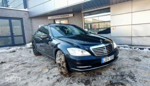 Melns Mercedes-Benz S 350 2010 Viļņa, ar dzinēja tilpumu 3.00 L un nobraukumu 400 tūkst. km par 7300 €, foto 4 vietnē AUTOMOTO.COM.LV