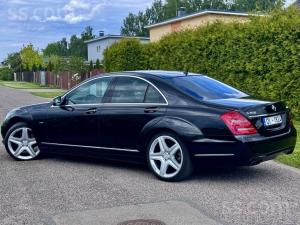 Melns Mercedes-Benz S 350 2010 Rīga, ar dzinēja tilpumu 3.00 L un nobraukumu 0 tūkst. km par 10500 €, foto 9 vietnē AUTOMOTO.COM.LV