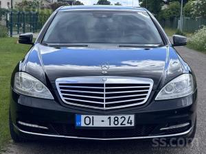 Melns Mercedes-Benz S 350 2010 Rīga, ar dzinēja tilpumu 3.00 L un nobraukumu 0 tūkst. km par 10500 €, foto 10 vietnē AUTOMOTO.COM.LV