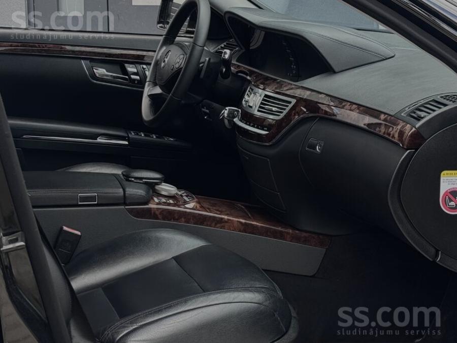Melns Mercedes-Benz S 350 2010 Rīga, ar dzinēja tilpumu 3.00 L un nobraukumu 0 tūkst. km par 10500 €, foto 16 vietnē AUTOMOTO.COM.LV