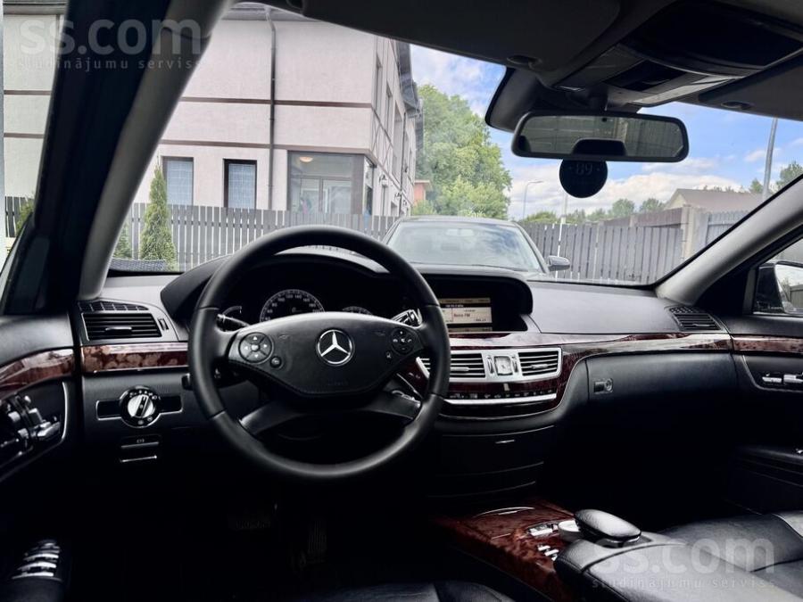 Melns Mercedes-Benz S 350 2010 Rīga, ar dzinēja tilpumu 3.00 L un nobraukumu 0 tūkst. km par 10500 €, foto 17 vietnē AUTOMOTO.COM.LV
