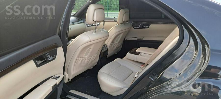 Melns Mercedes-Benz S 350 2010 Rīga, ar dzinēja tilpumu 3.00 L un nobraukumu 500 tūkst. km par 9500 €, foto 12 vietnē AUTOMOTO.COM.LV