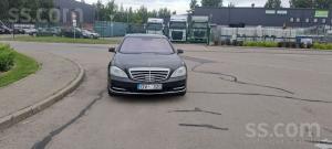 Черный Мерседес С 350 2010 в Рига, объемом двигателя 3.00 л и пробегом 500 тыс. км за 8000 €, фото 3 на AUTOMOTO.COM.LV