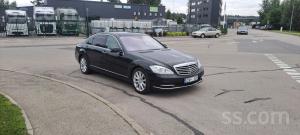 Черный Мерседес С 350 2010 в Рига, объемом двигателя 3.00 л и пробегом 500 тыс. км за 8000 €, фото 4 на AUTOMOTO.COM.LV