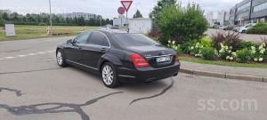 Черный Мерседес С 350 2010 в Рига, объемом двигателя 3.00 л и пробегом 500 тыс. км за 8000 €, фото 8 на AUTOMOTO.COM.LV